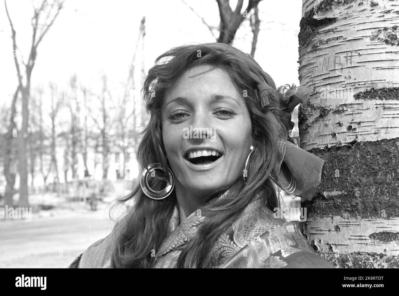 Tonight show stage Black and White Stock Photos & Images - Alamy