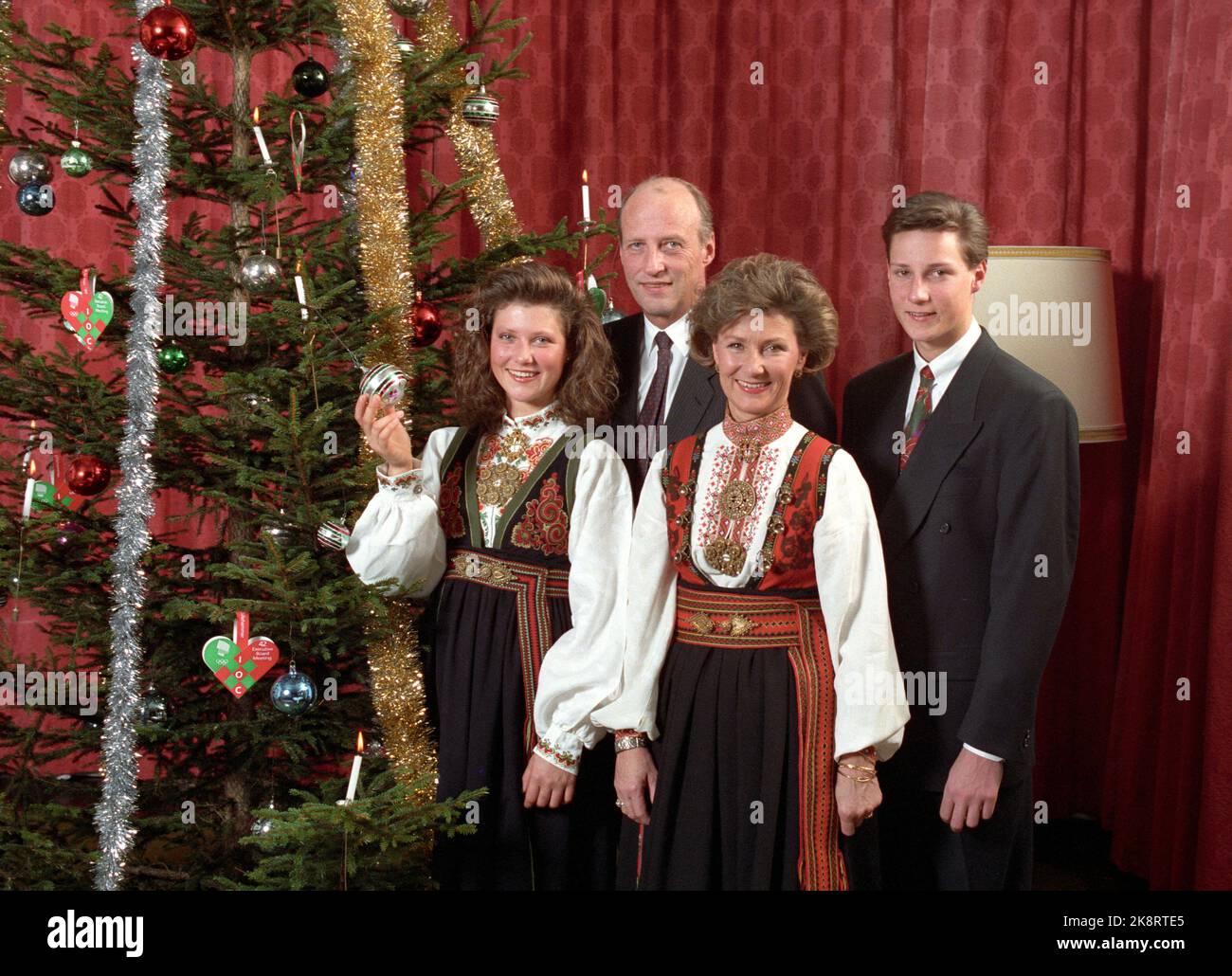 Knut falch pool the norwegian royal house portrait families hi-res ...