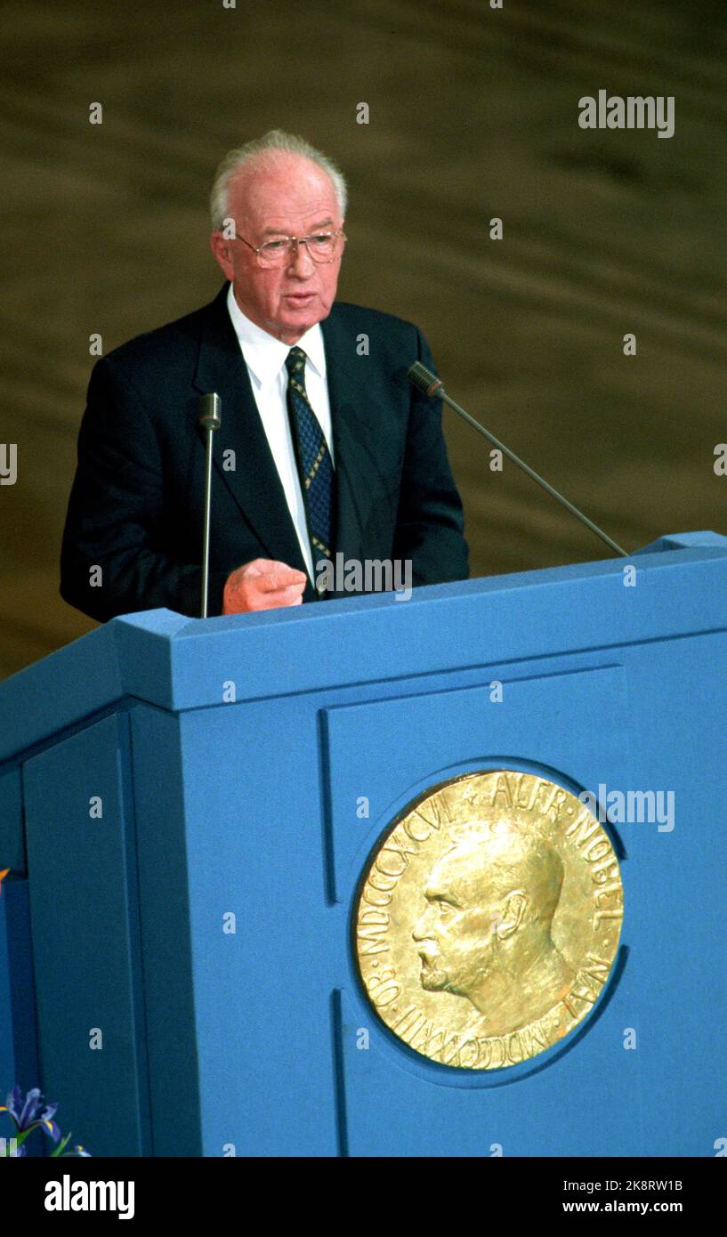 Erik johansen awards alone hi-res stock photography and images - Alamy