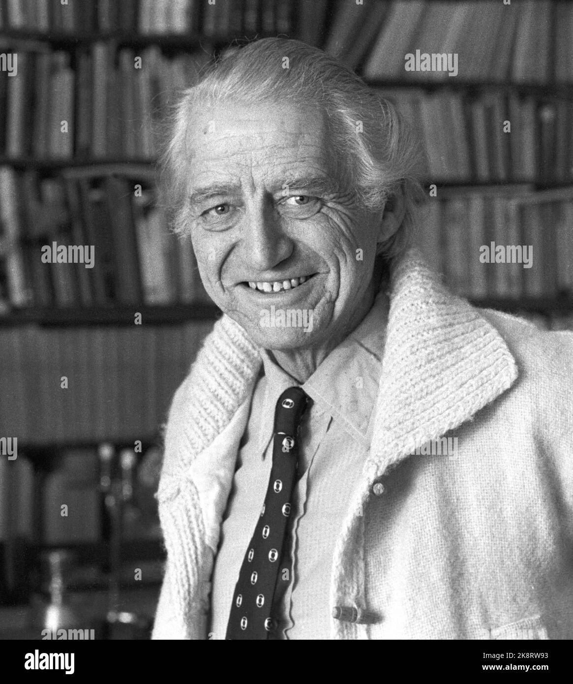 The cartoonist and the singer thorbjorn egner photo hi-res stock ...