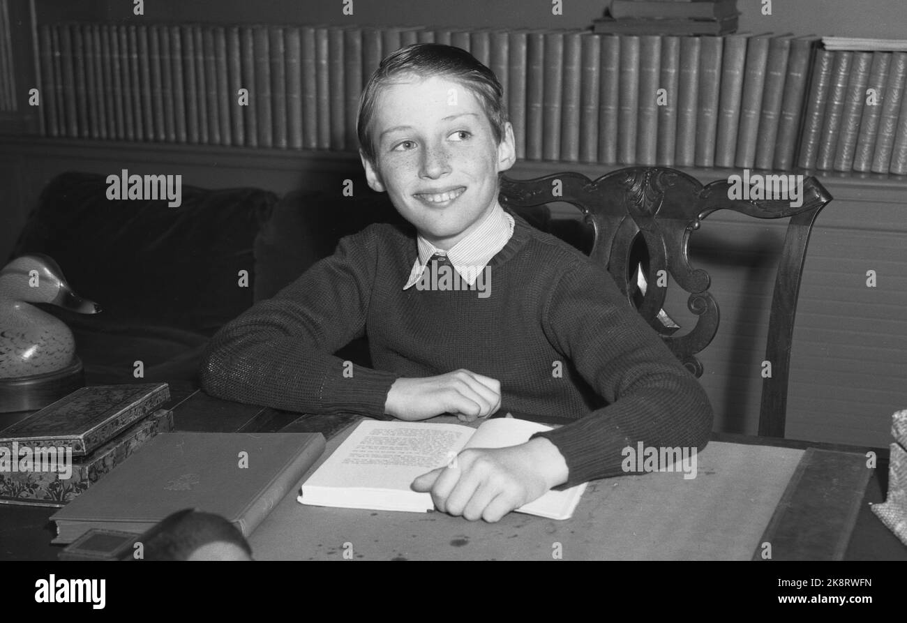 Asker 19460219. Prince Harald photographed at Skaugum in connection ...