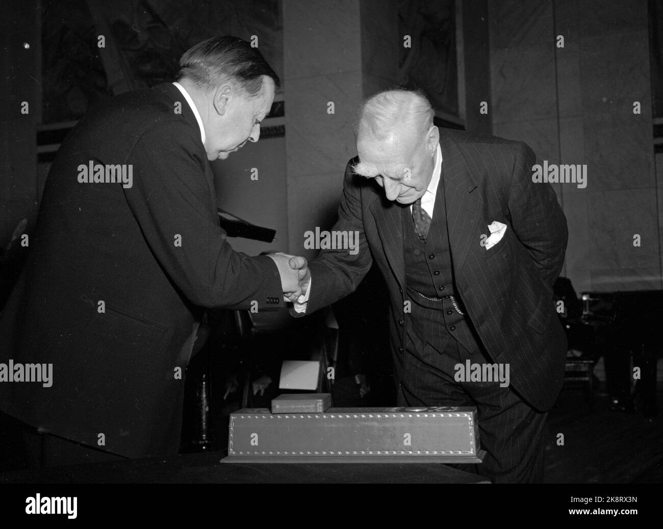 Nutritionist and director general of the un organization fao Black and ...