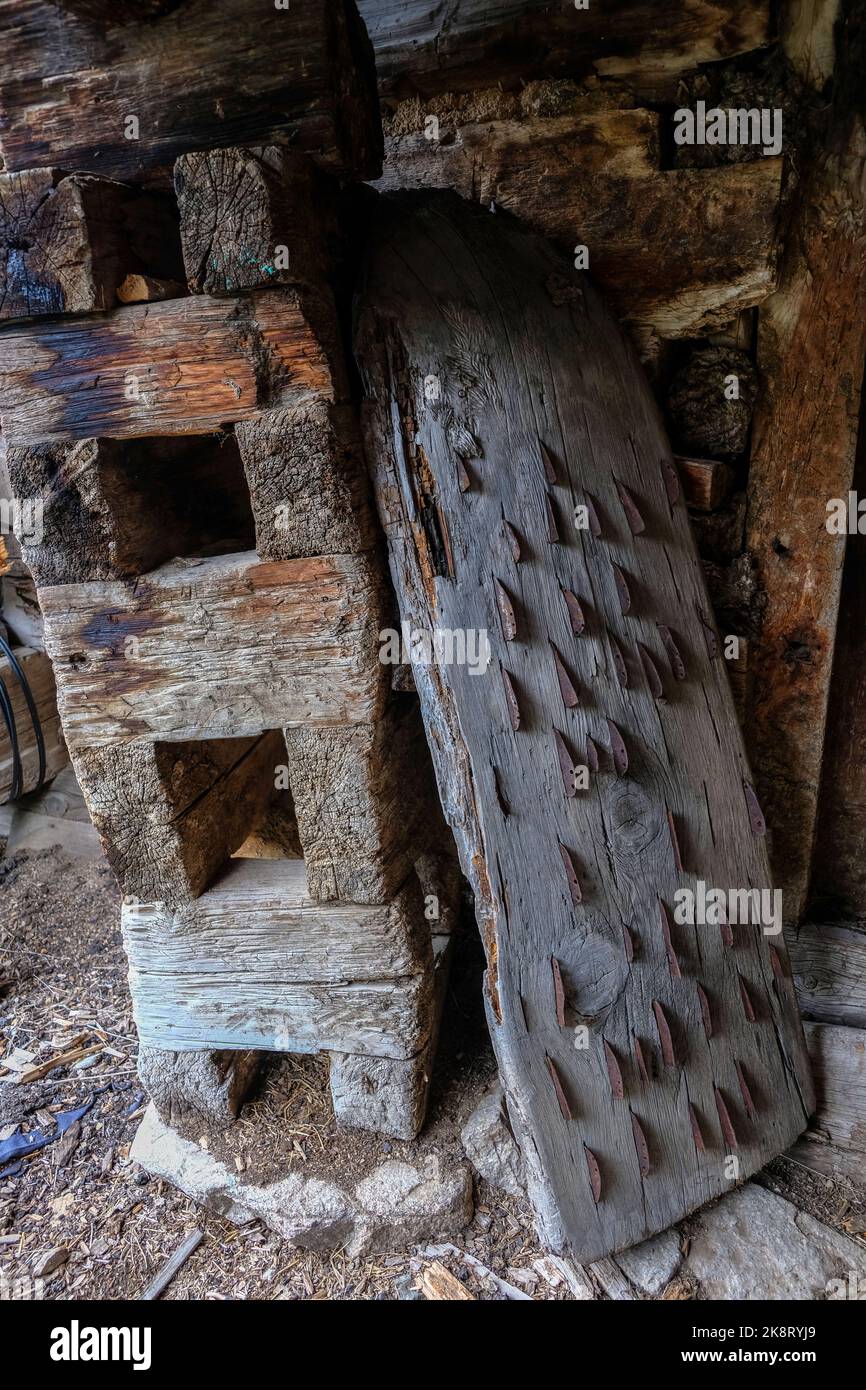Traditional agricultural tool found in Modut Plateau in Yusufeli ...