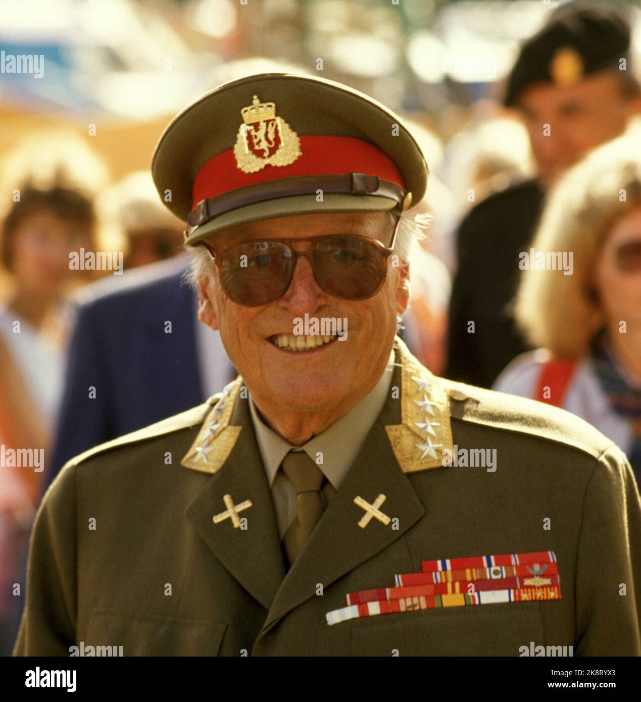 Ntb ntb the norwegian royal house hats uniform travel abroad hi-res ...