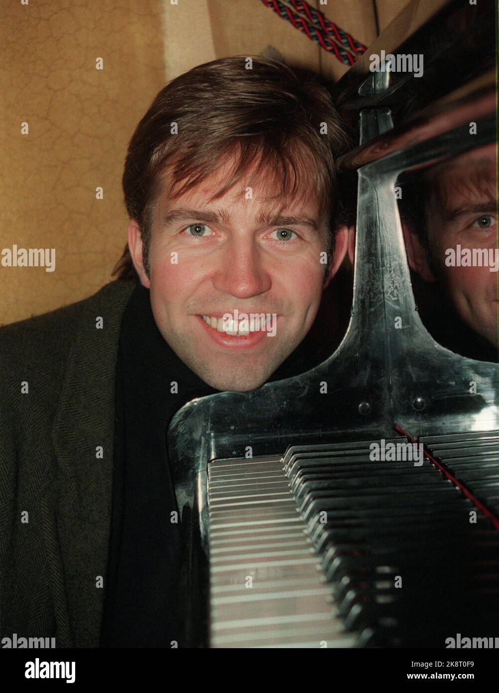 19951017 hi-res stock photography and images - Alamy