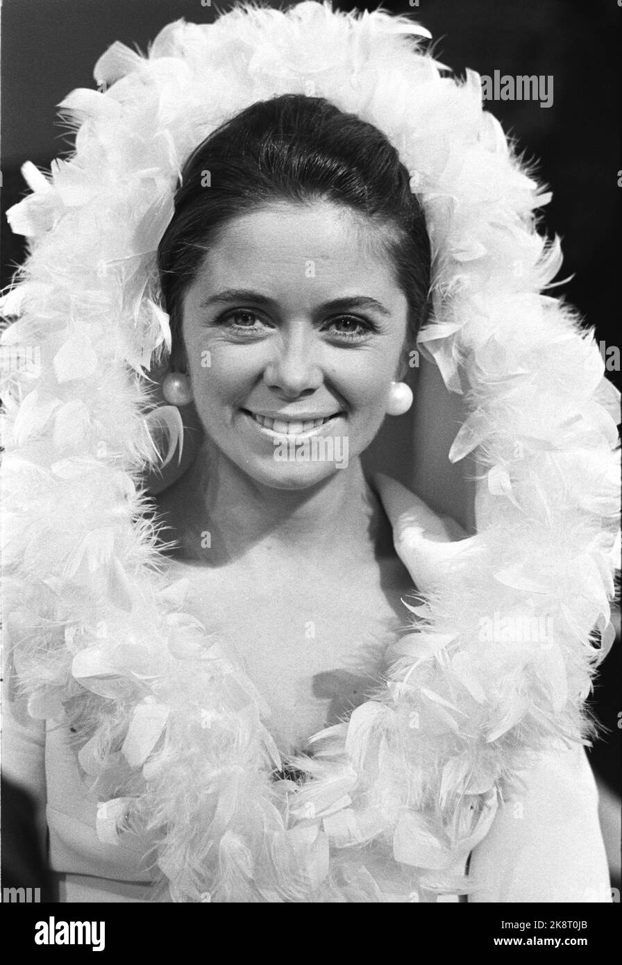 19720206 hi-res stock photography and images - Alamy