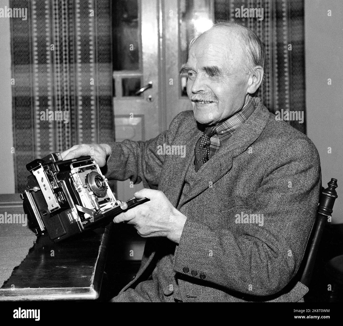 Telemark 19580220 Olav Bjaaland, the latest surviving polar explorer ...