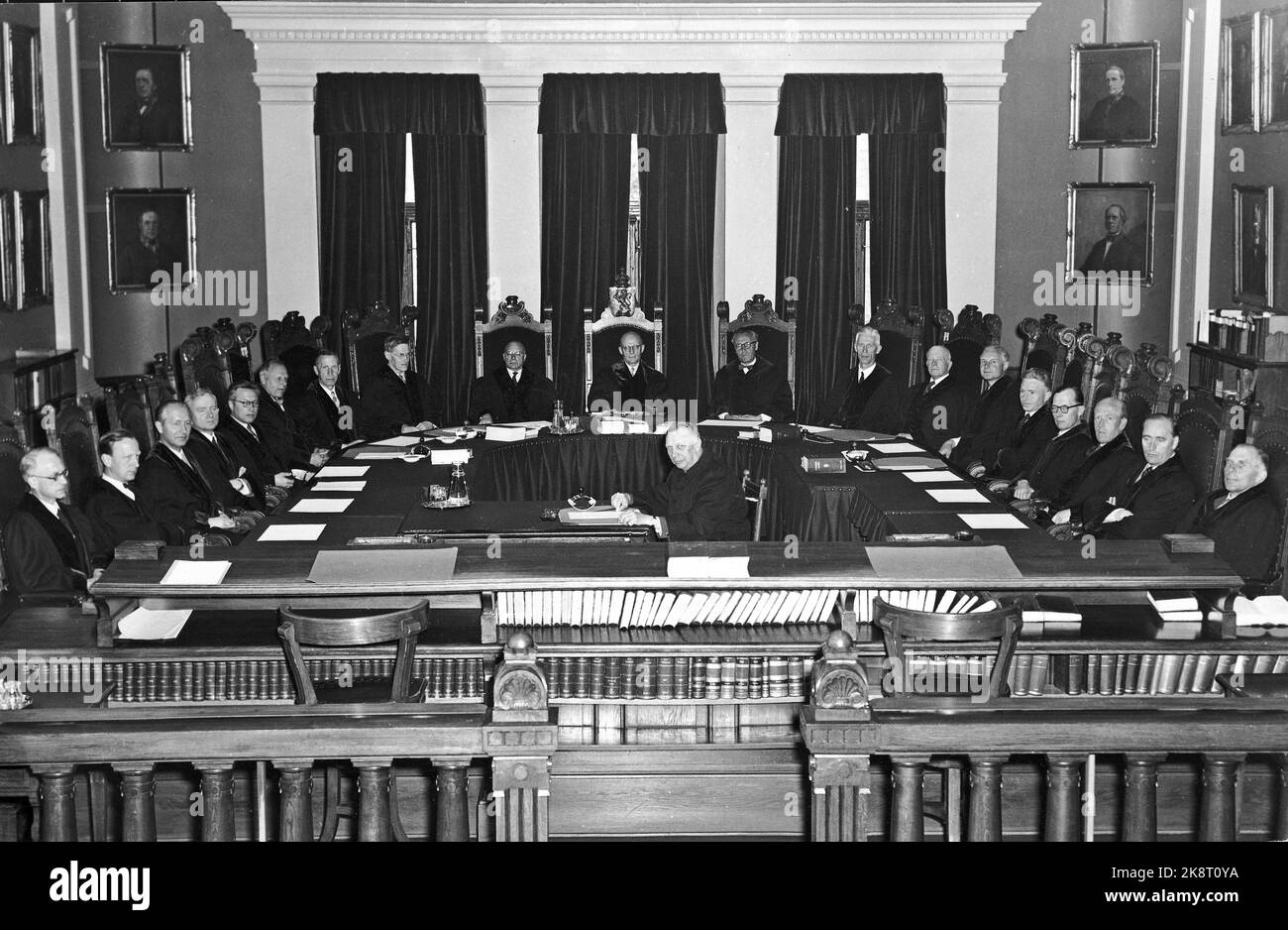 Oslo 19550620 Supreme Court in plenary. Photo: NTB Stock Photo - Alamy