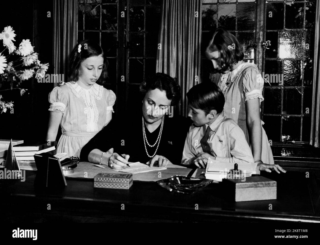 Maryland, USA 1942. Crown Princess Märtha and the children in an exile ...