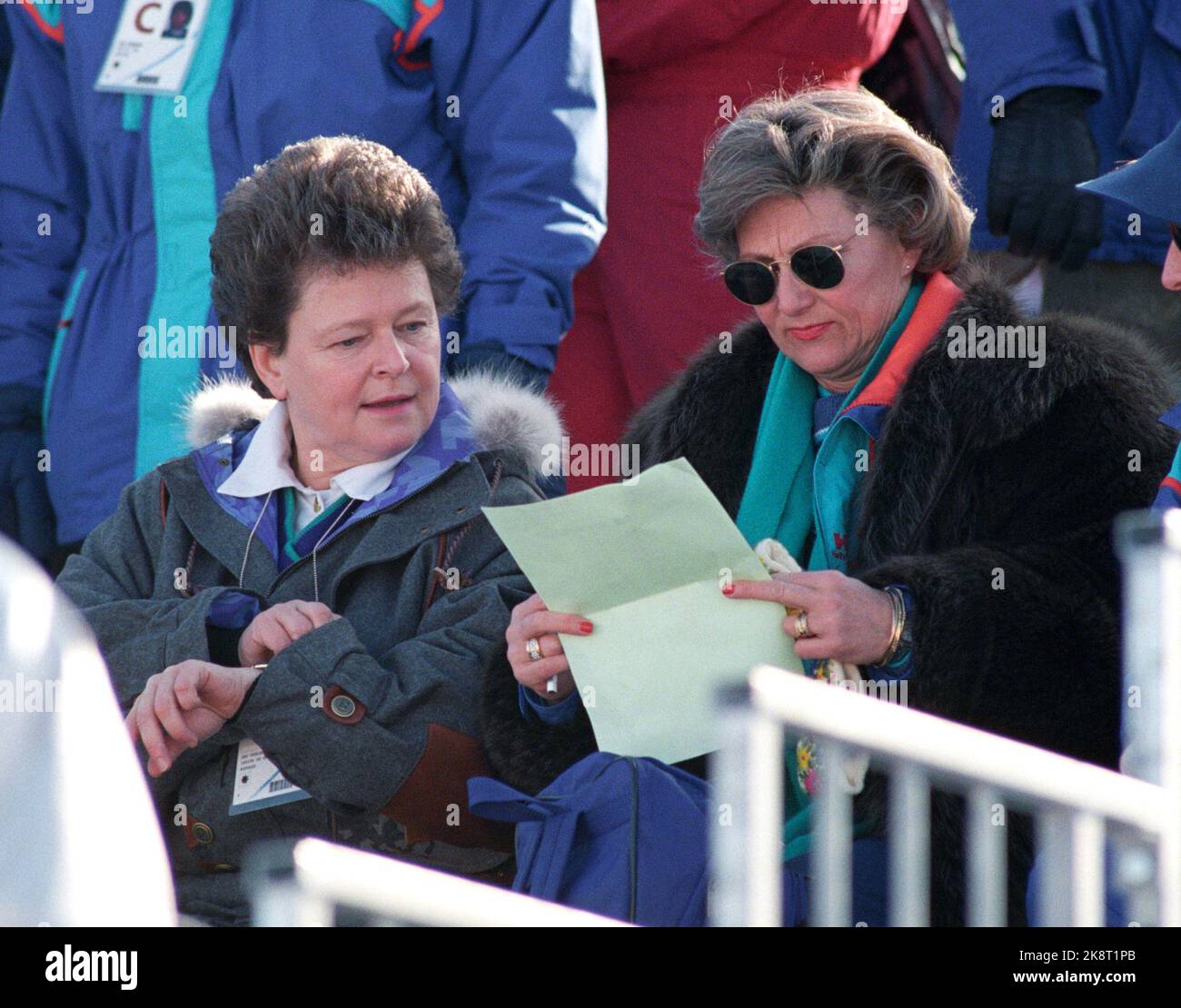Prime minister gro harlem brundtland and queen sonja hi-res stock photography and images - Alamy