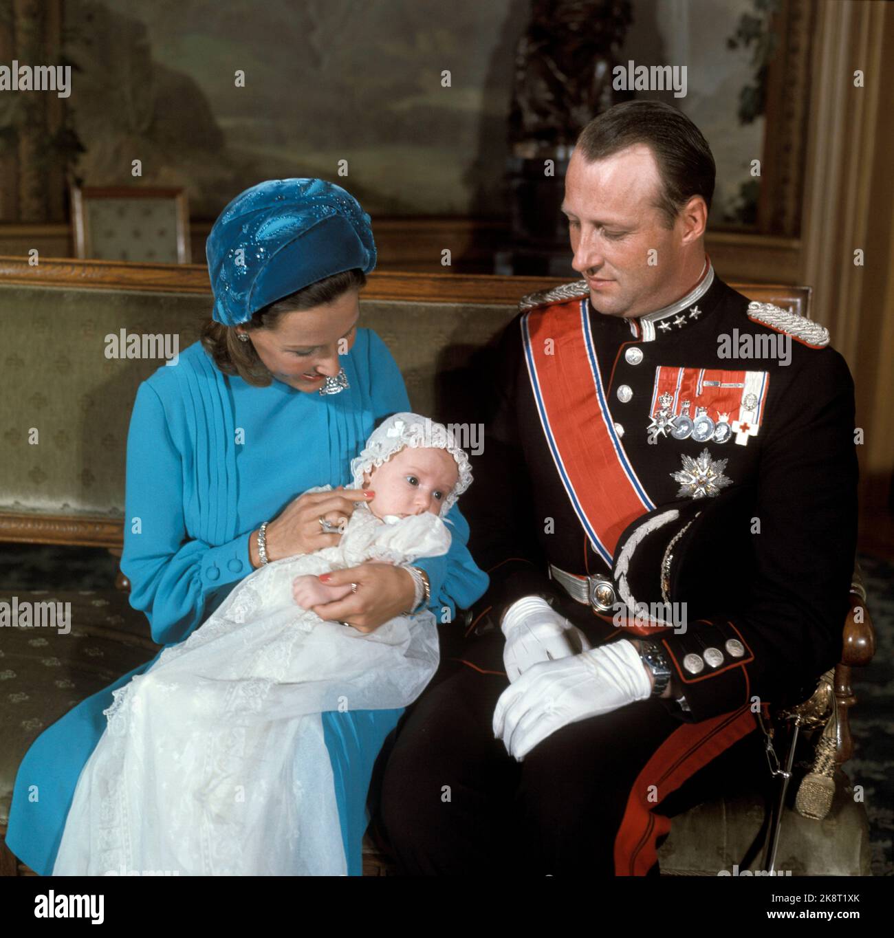 Oslo 19730920: The family picture from the birdworks at the castle of ...