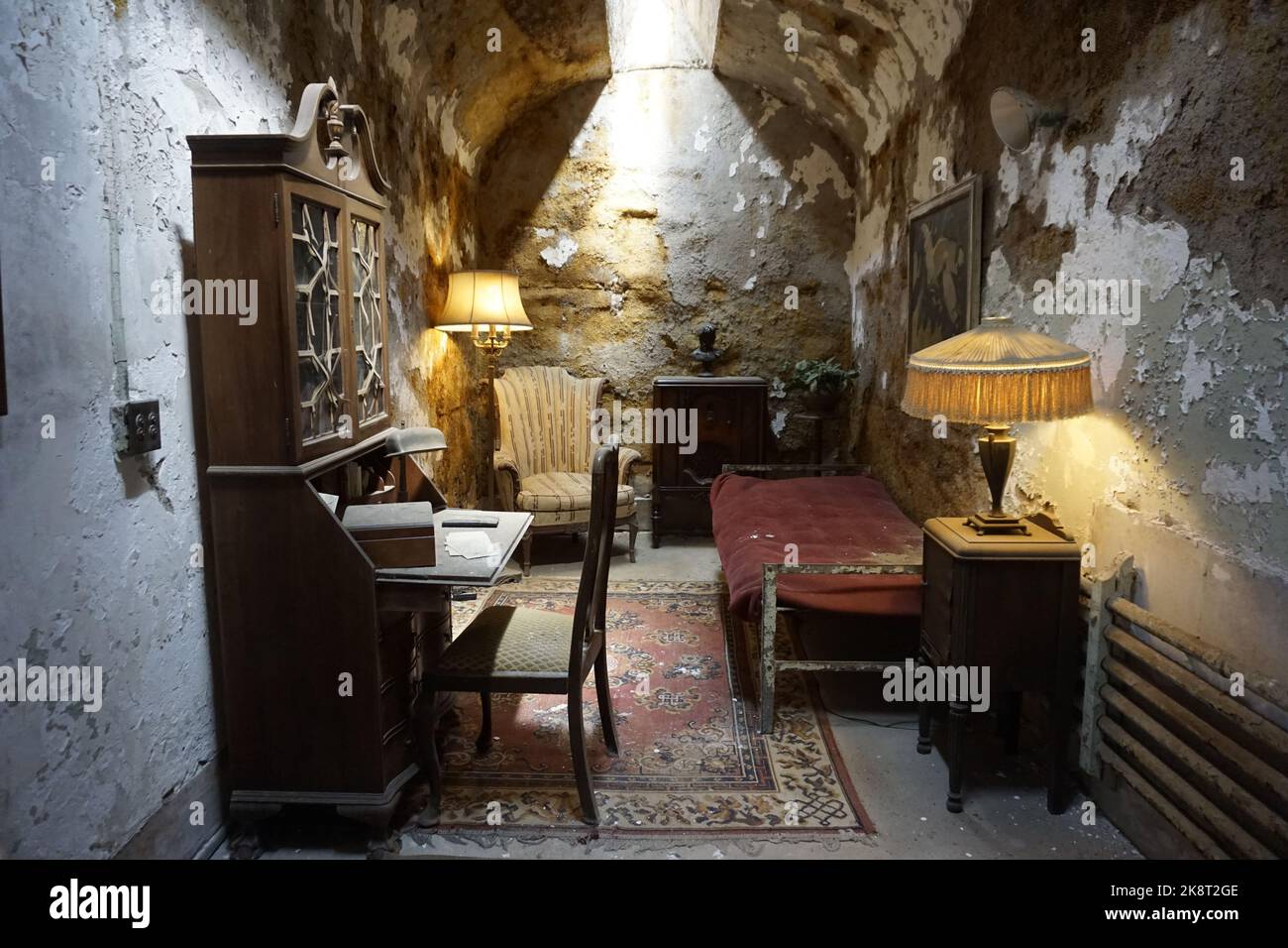 The interior of Al Capone's cell at Eastern State Penitentiary Stock ...