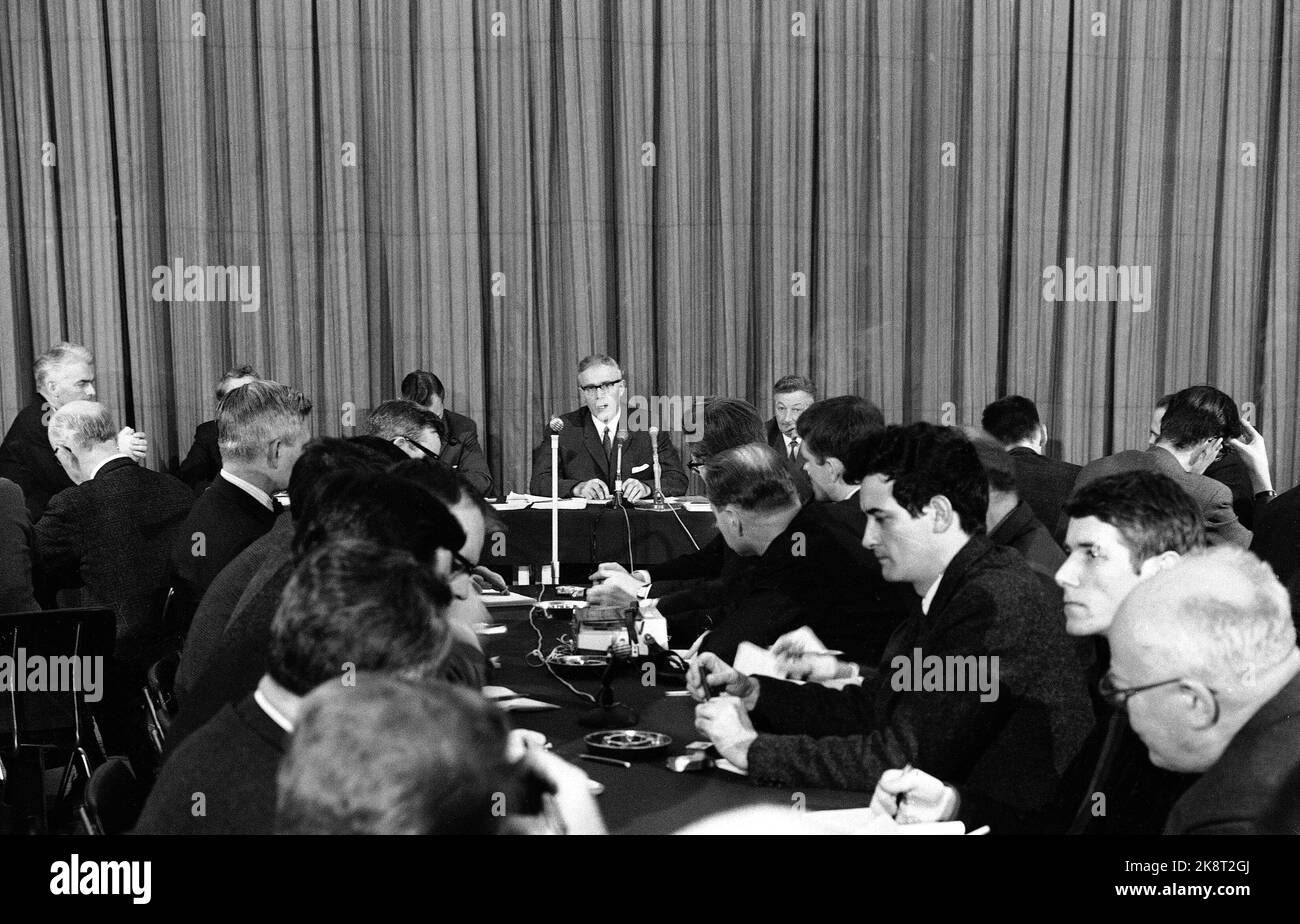 Oslo November 1966 Prime Minister Per Borten holds a press conference ...
