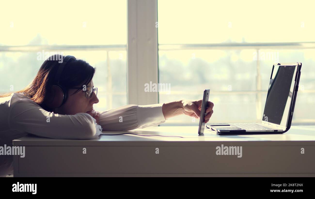 Unproductive work hi-res stock photography and images - Alamy
