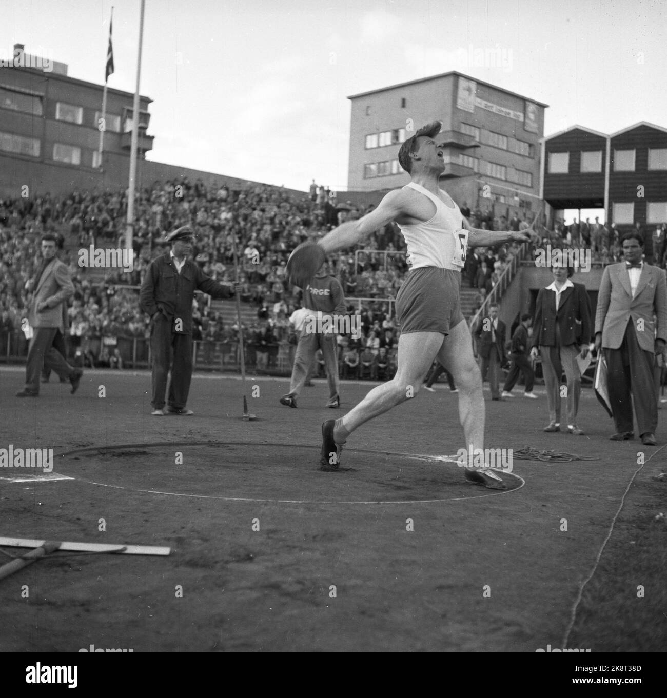 Oslo 19540803 athletics hi-res stock photography and images - Alamy
