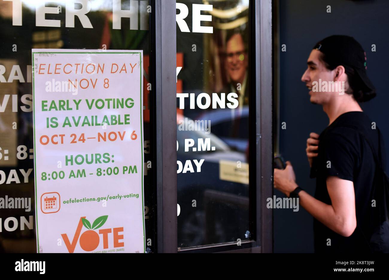 Orange county supervisor of elections office hi-res stock photography ...