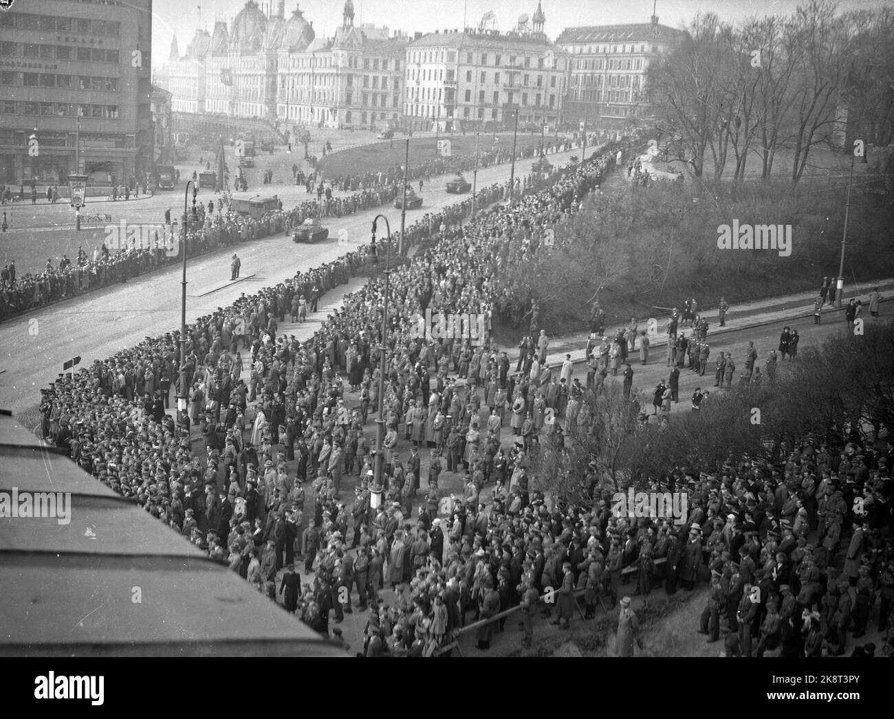 WW2 Oslo 19420420 Defilation at the University Square on the occasion ...