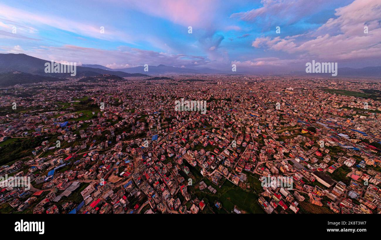 Townscape at sunset hi-res stock photography and images - Alamy