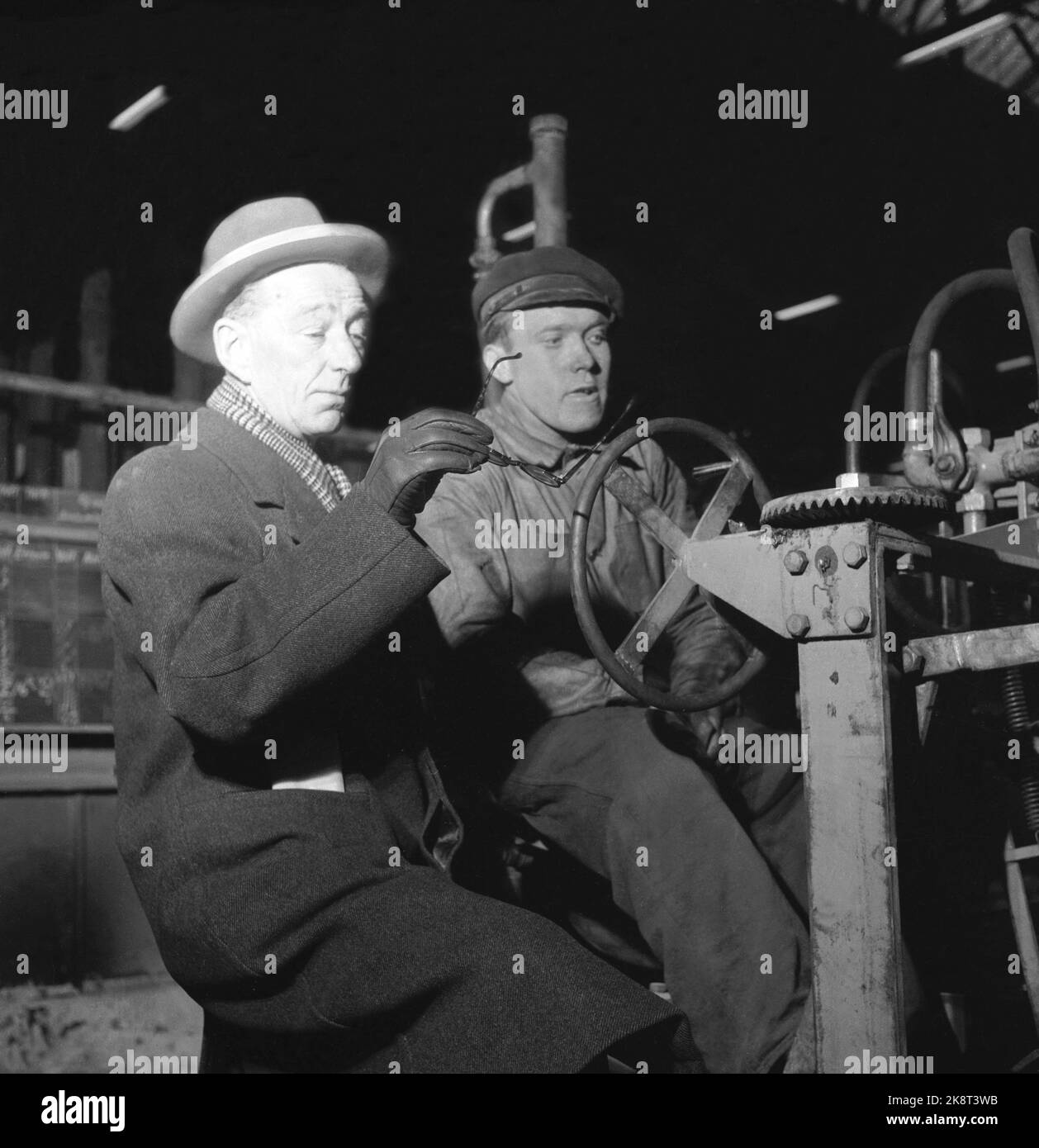 Ntb ntb industry aluminum work opening ceremonies interior hi-res stock ...