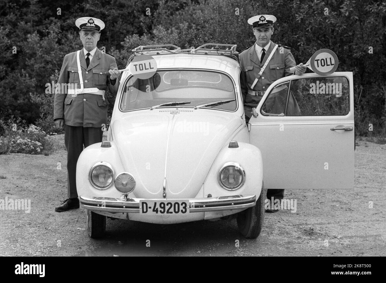 Magnor Customs Guard, Norway, 1971. Customs Einar Dulien and Walter ...