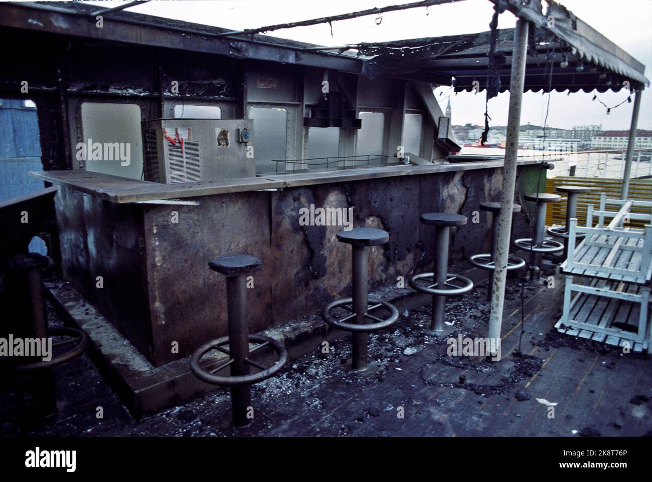 Lysekil 19900409. "Scandinavian Star" pictures from after the fire ...