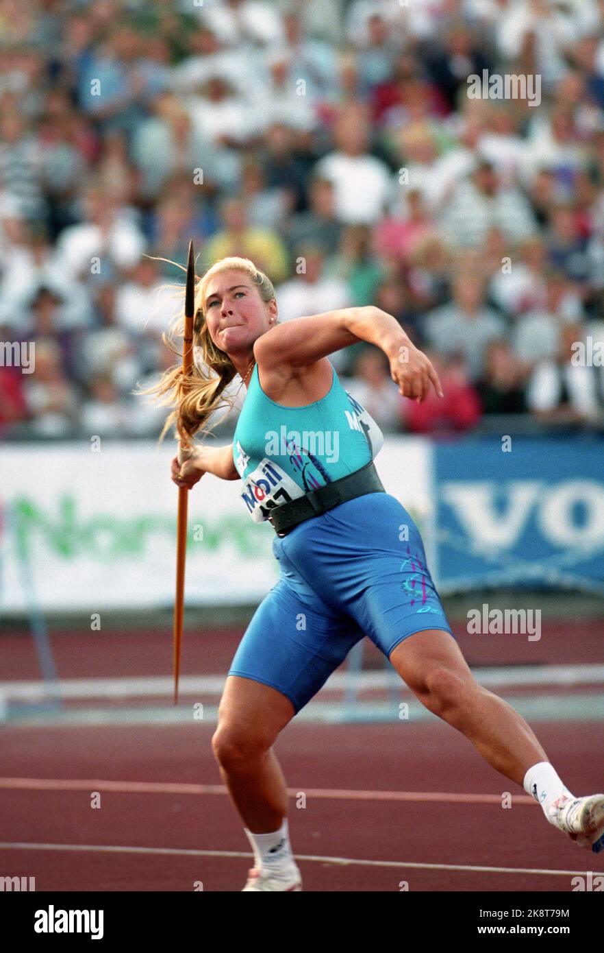 Oslo 19940722. Trine Solberg Hattestad Action Spyd, Women, Bislett ...