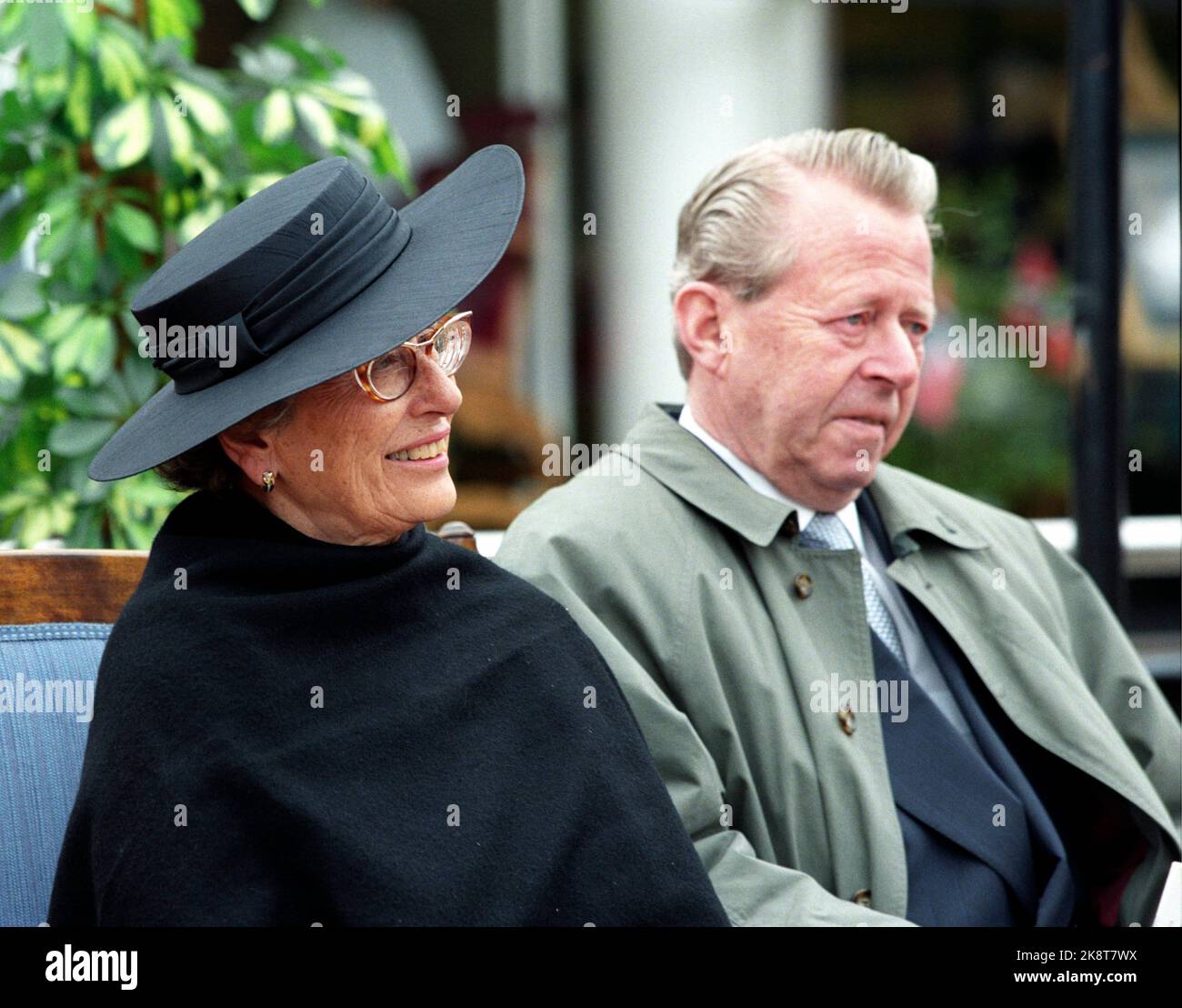 Asker 19980509 Princess Astrid Mrs. Ferner with her husband Johan ...