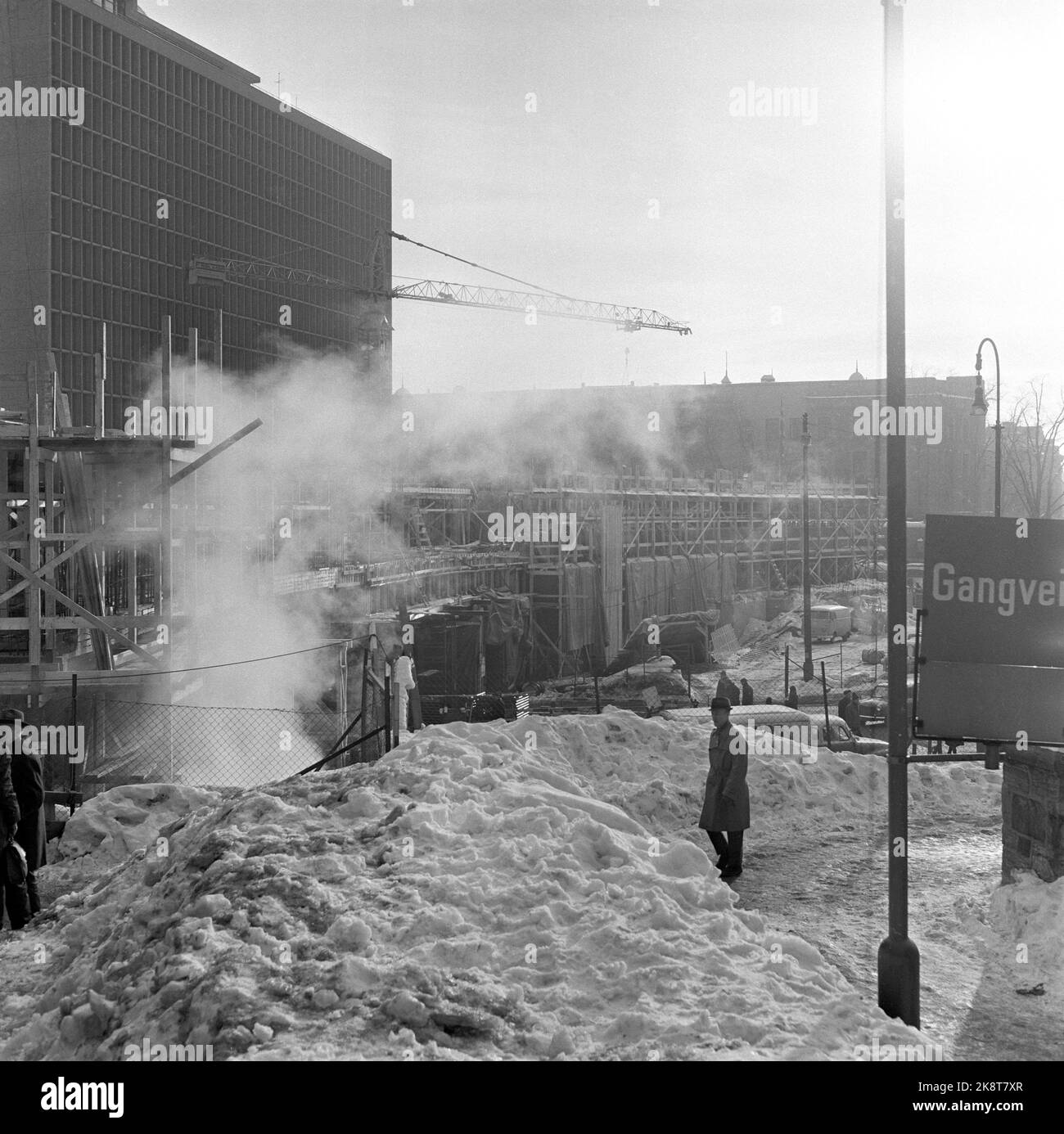 Oslo 196811 construction of a new government building hi-res stock photography and images - Alamy