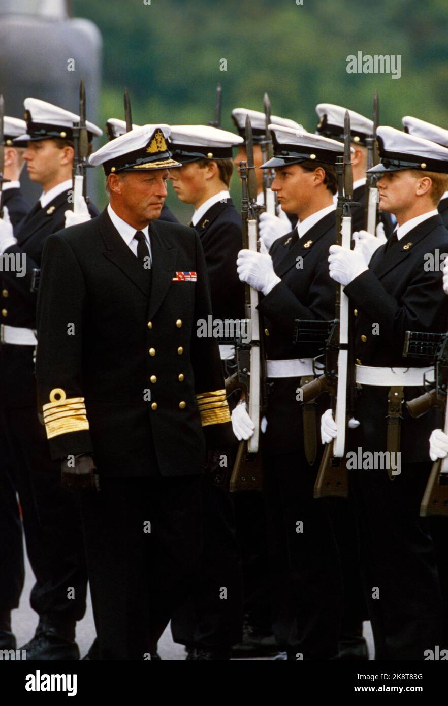 Jon eeg ntb ntb the norwegian royal house uniform hi-res stock ...