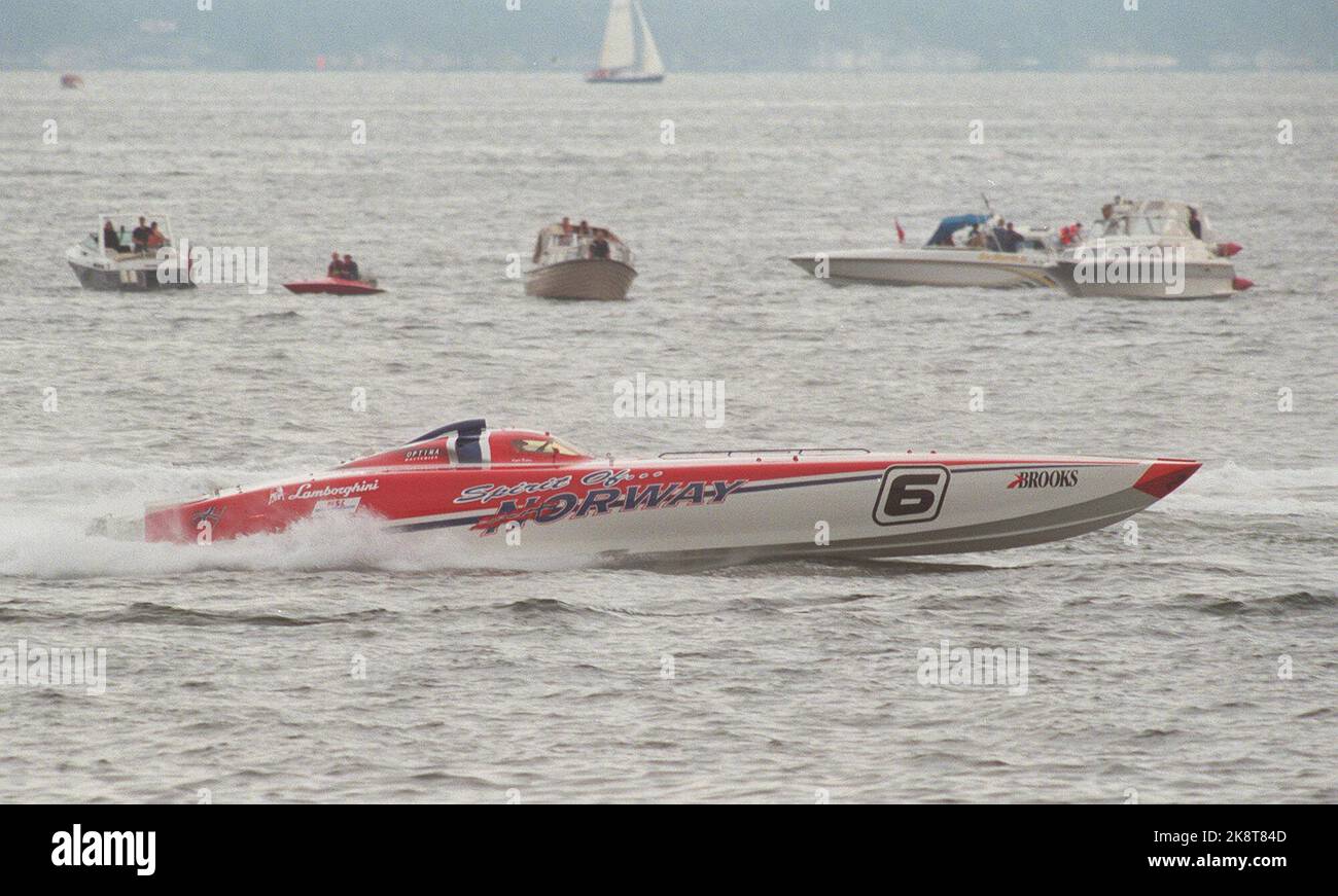 Lise aserud ntb boat sports action boat action hi-res stock photography ...