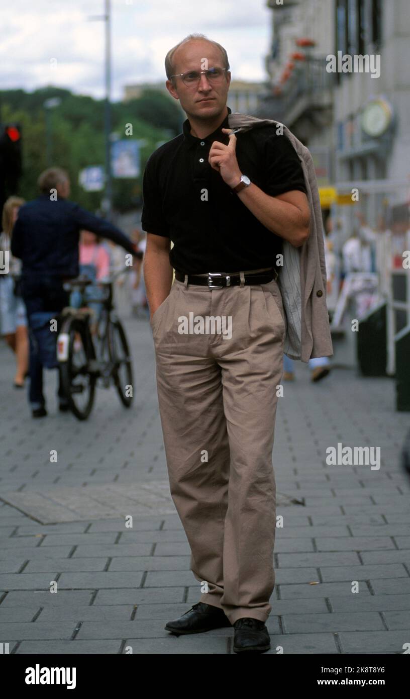 Knut falch ntb full figure alone hi-res stock photography and images ...