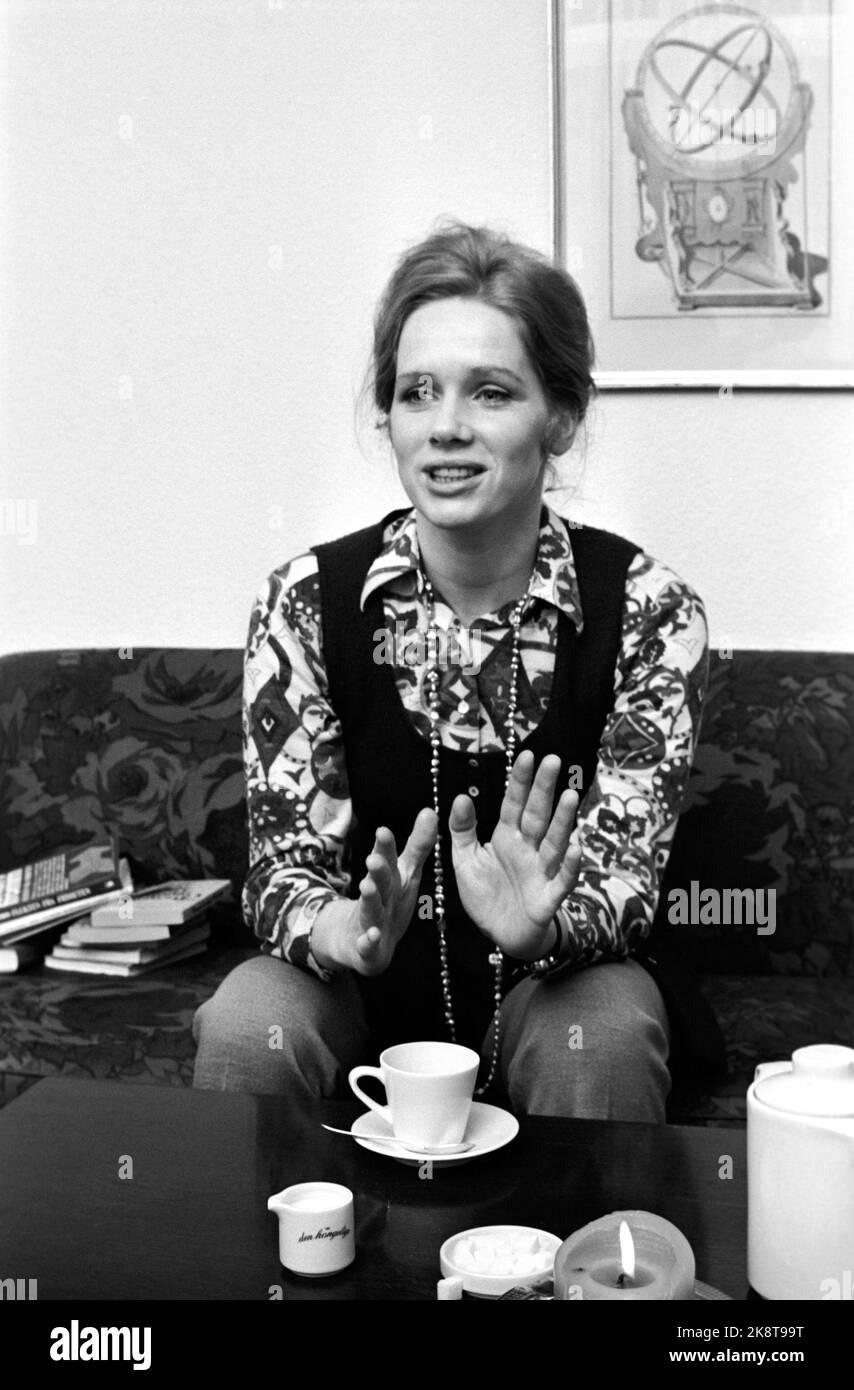 Copenhagen April 1970 Actor Liv Ullmann Has Just Ended The Recording Of The Psycho Thriller