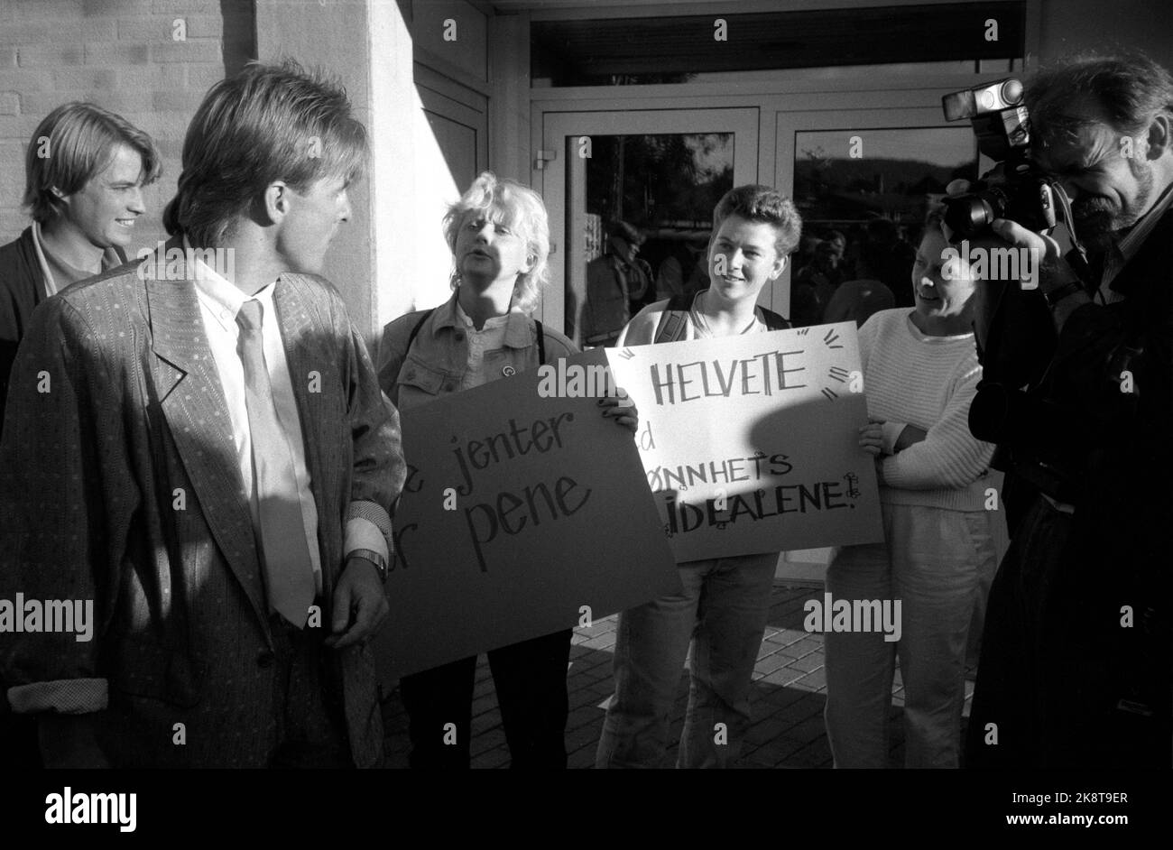 Oslo 1986-08-20: The award of Miss World of Norway in Rica Restaurant ...