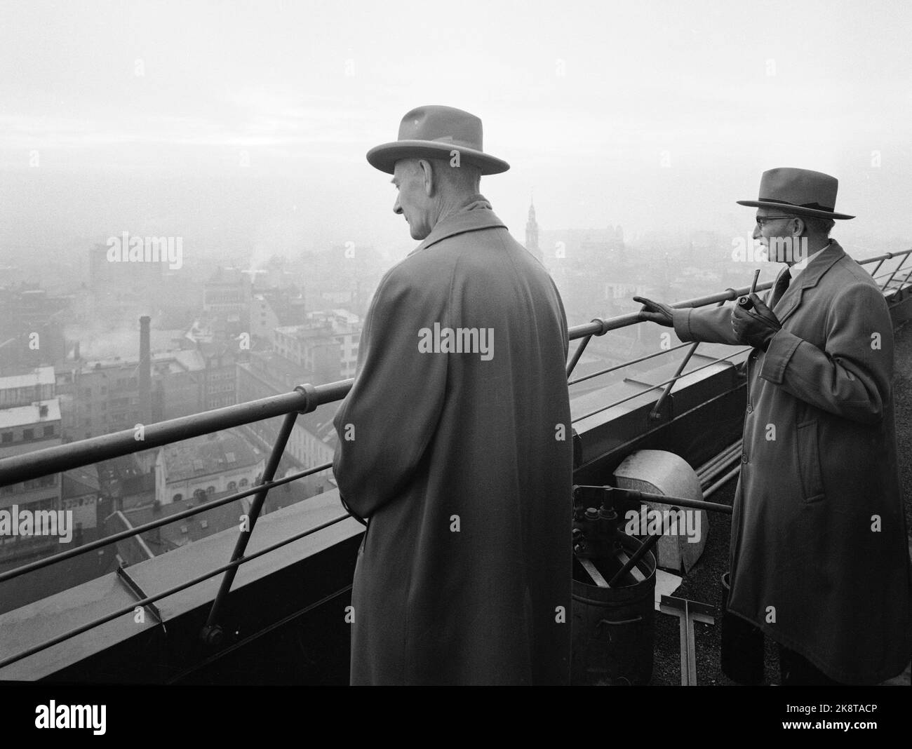 Oslo 195812 The new government building in Akersgaten is ready for ...