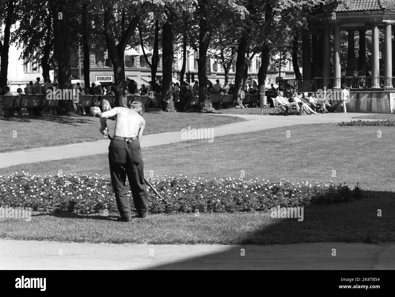 Oslo June 28, 1969. Karl Johansgate in Oslo on a hot summer day. Here ...