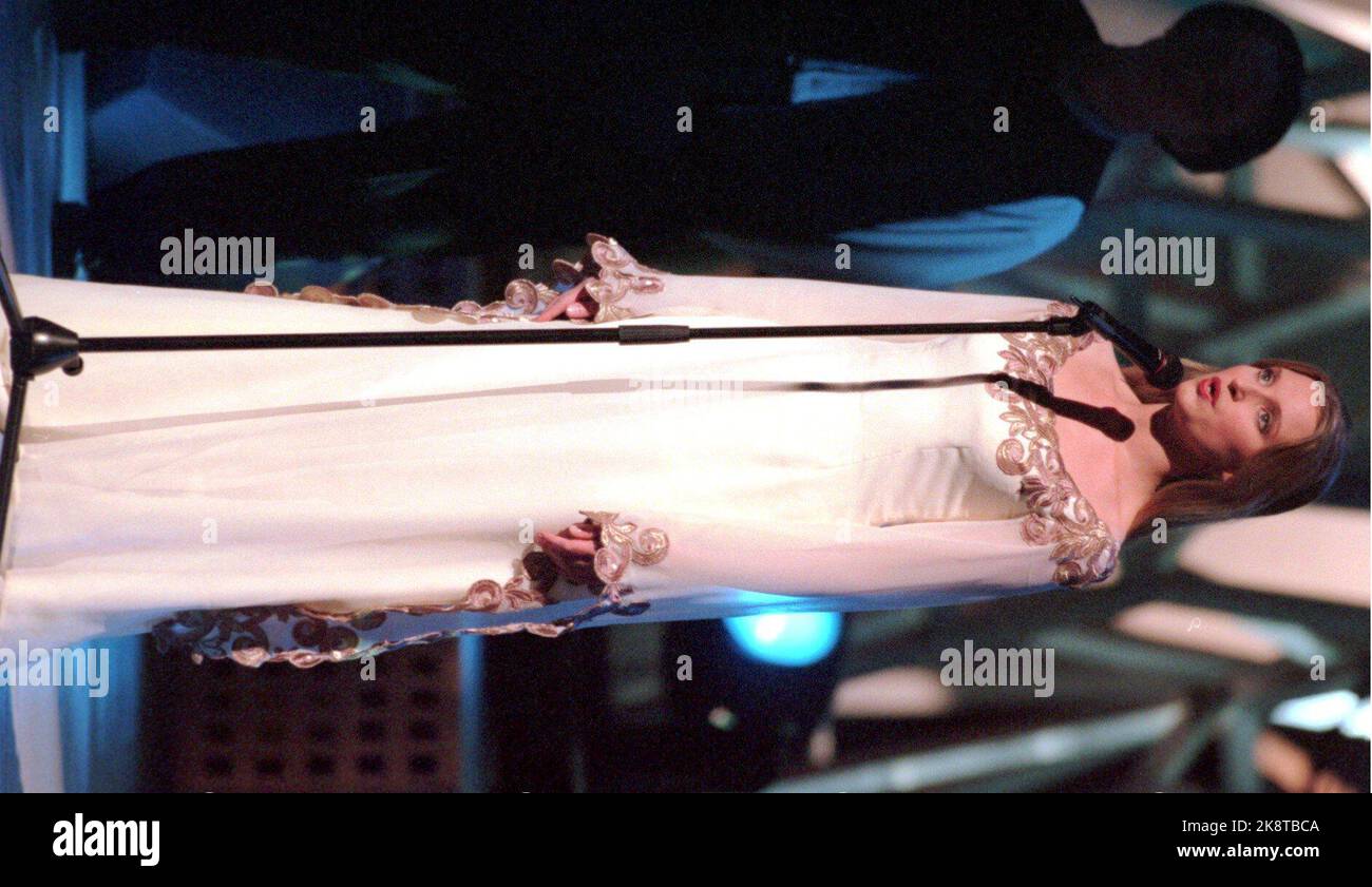 Eimar quinn eurovision hi-res stock photography and images - Alamy