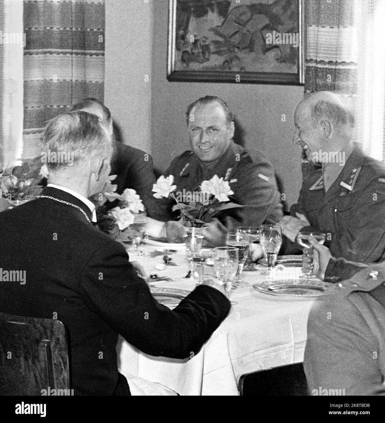 Tromsø in the fall of 1945. The Crown Prince's visit; Crown Prince Olav ...