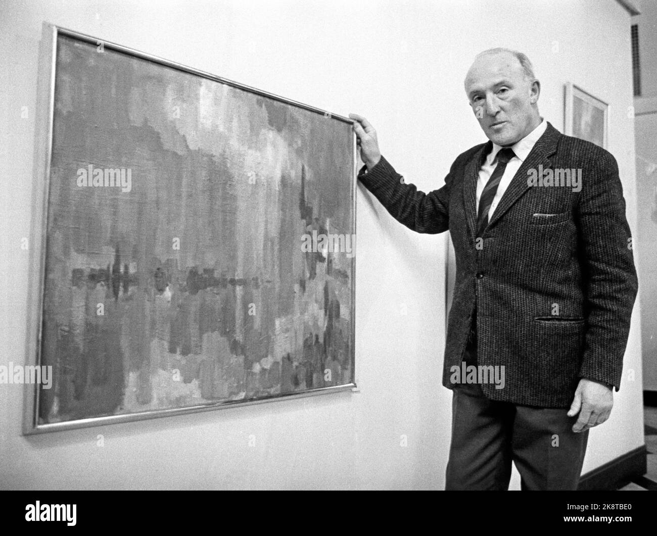 Oslo 19681118. Visual artist Johan Fredrik Michelet with his painting ...