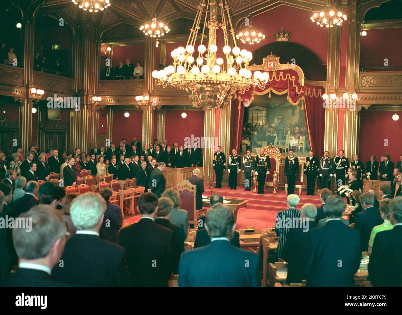 Oslo 19921002. The Storting's opening 1992. King Harald opens it 137. Storting. Overview of the ...