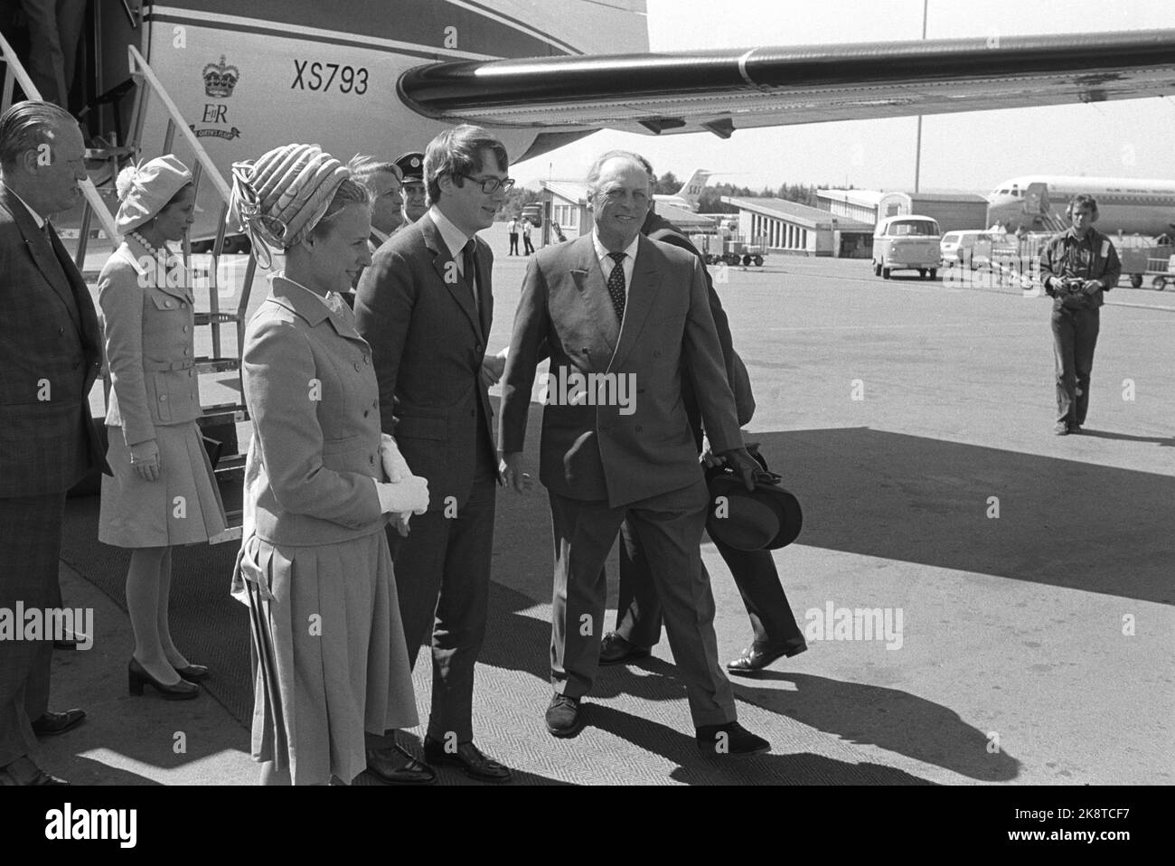 Series picture 5 Black and White Stock Photos & Images - Alamy