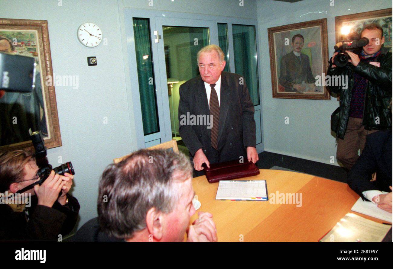 Oslo. Unrest in NSB. Chairman Arne Rettedal is for privatization of ...