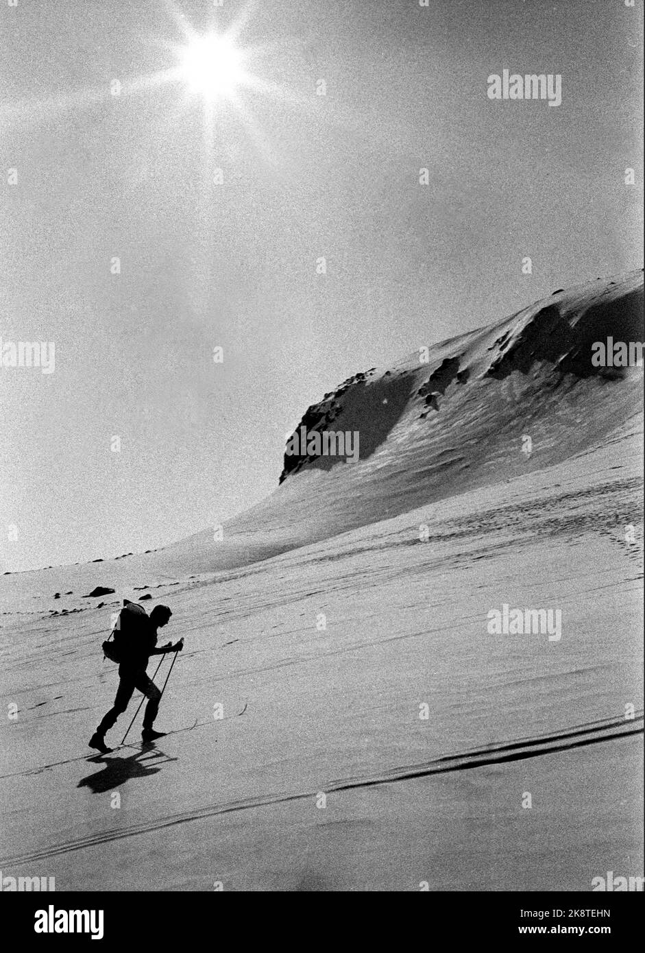 Hardangervidda easter 1971 easter holidays in sunshine hi-res stock ...