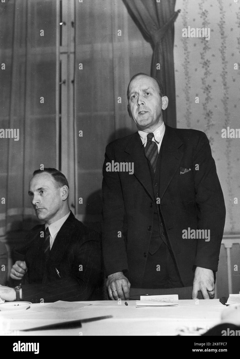 Oslo 195401 The language battle / language battle is raging in Norway ...