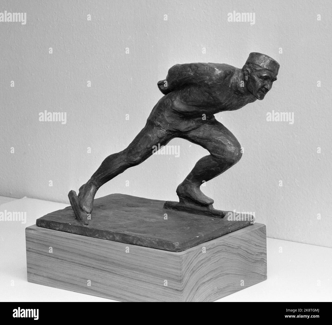 Oslo 19600818 the oscar statue hi-res stock photography and images - Alamy