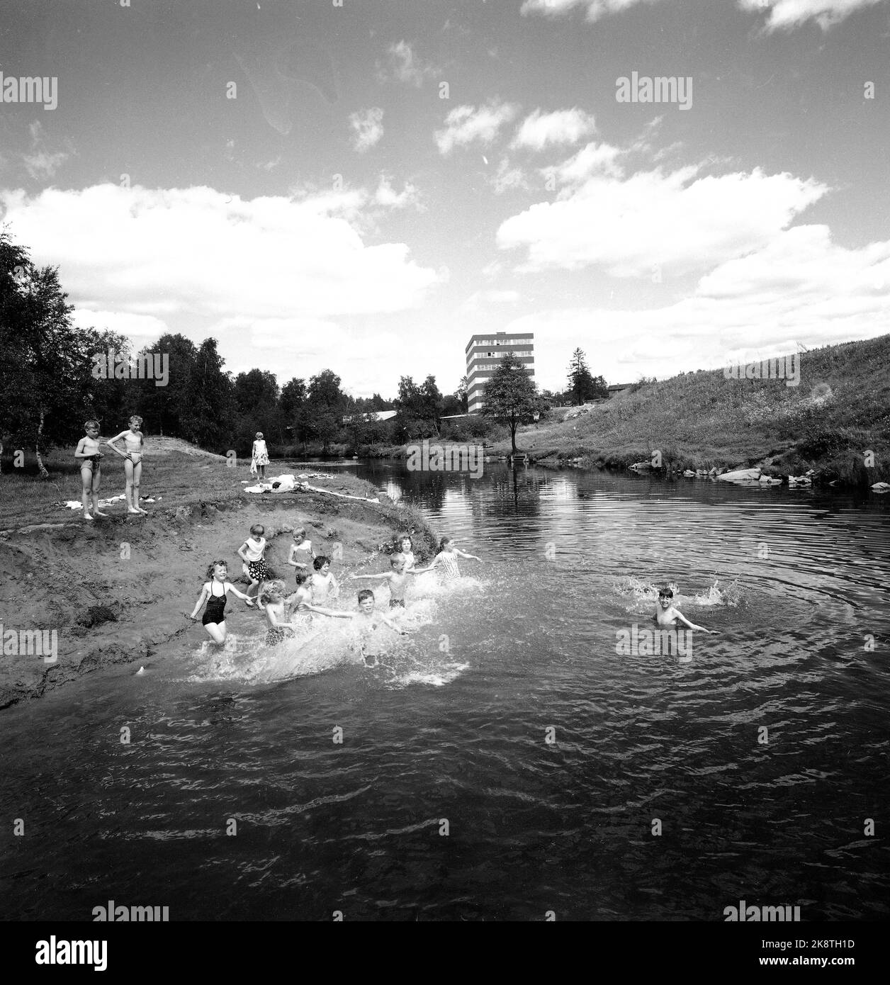 Fysisk lok Black and White Stock Photos & Images - Alamy