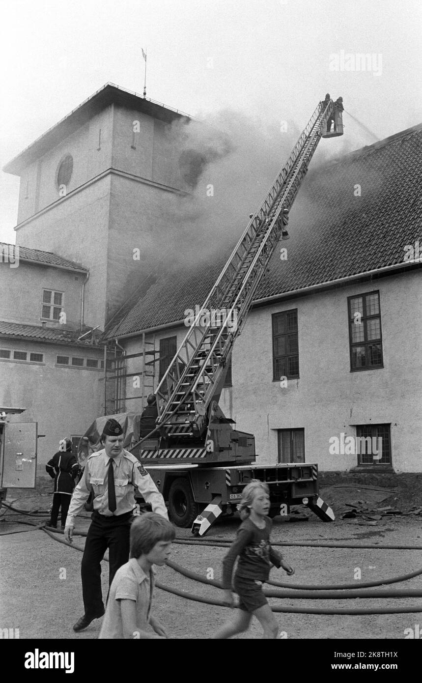 Erik thorberg ntb ntb fire extinguishing firefighters fires hi-res ...