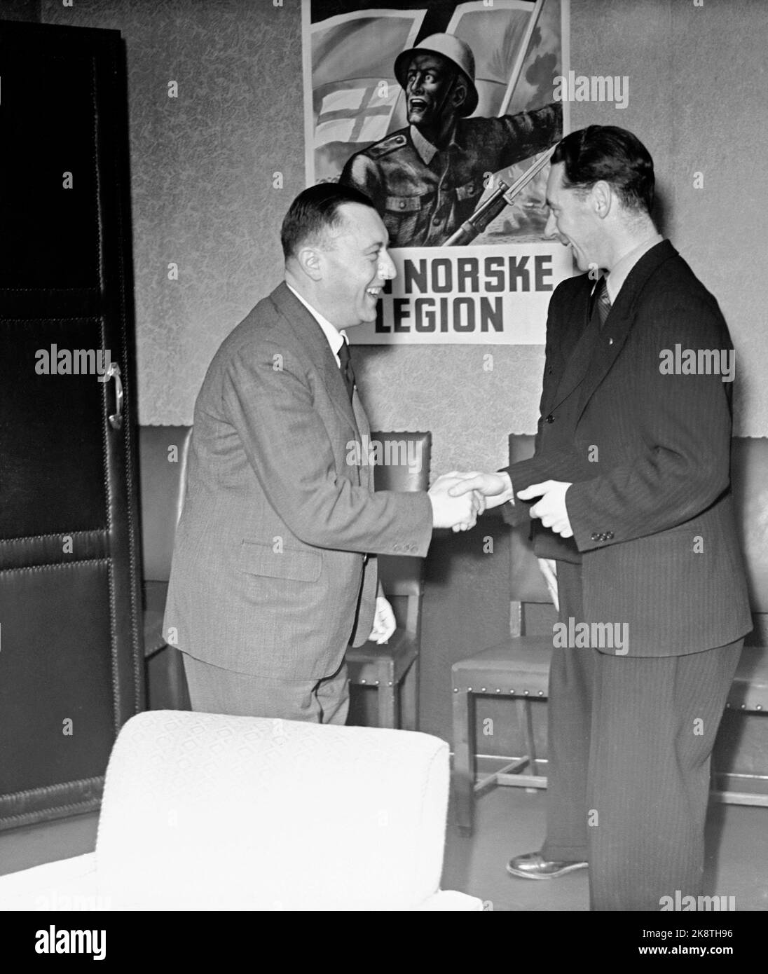 19411009 hi-res stock photography and images - Alamy