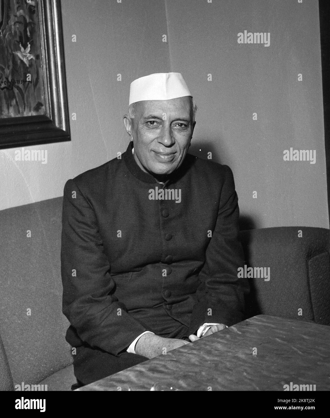 Jawaharlal nehru portrait hi-res stock photography and images - Alamy