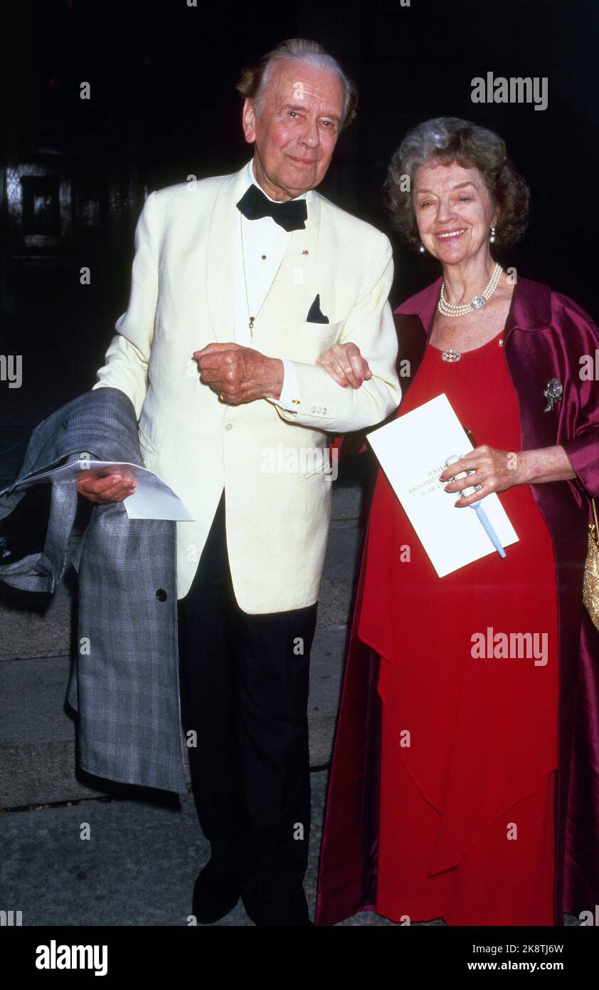 Oslo July 4, 1987. Actor Per Aabel and Aase Bye together in the ...