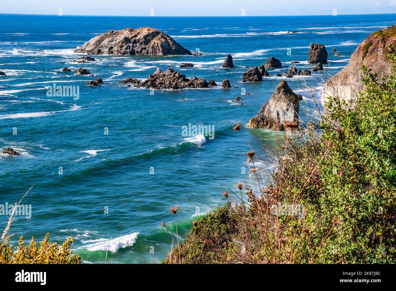 Breezy coastline hi-res stock photography and images - Alamy
